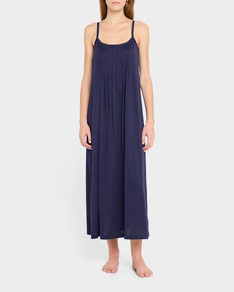 Hanro Pure Essence 3/4-Sleeve Gown | Neiman Marcus