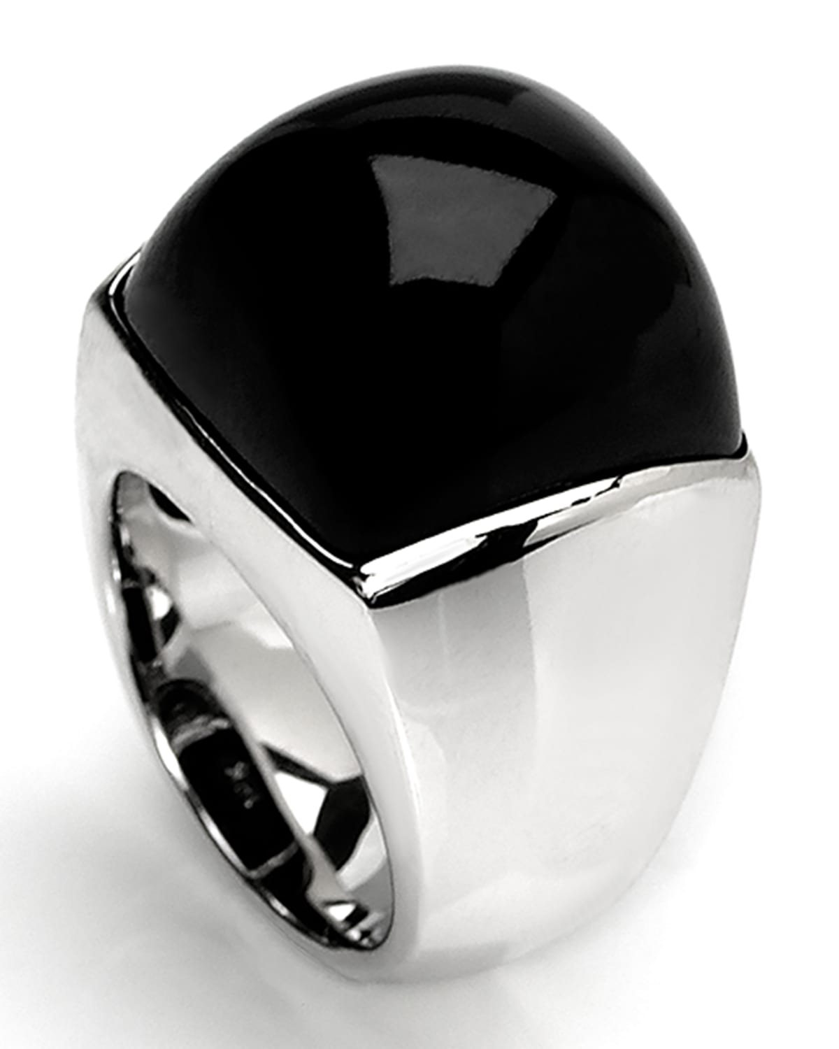 David C.A. Lin 18k White Gold Intense Green Jadeite Oval Dome Ring ...