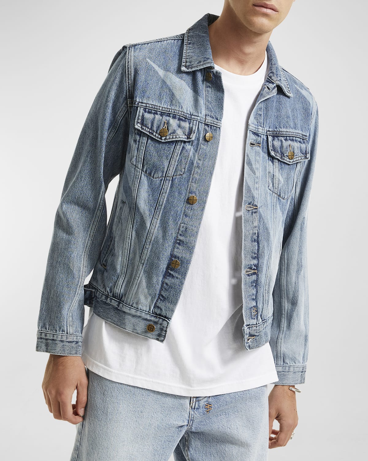 Brunello Cucinelli Men's Bull Stretch Denim Trucker Jacket | Neiman Marcus