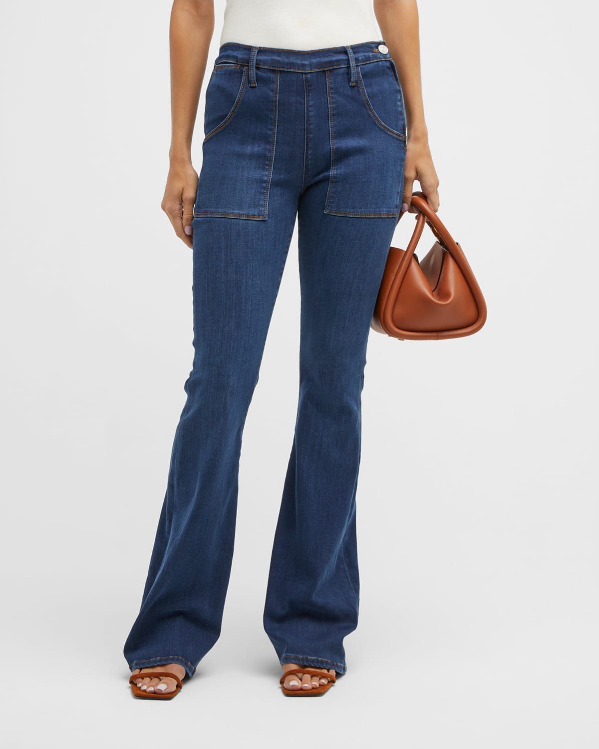 FRAME Le Flare De Francoise Flared Patch Pocket Jeans | Neiman Marcus