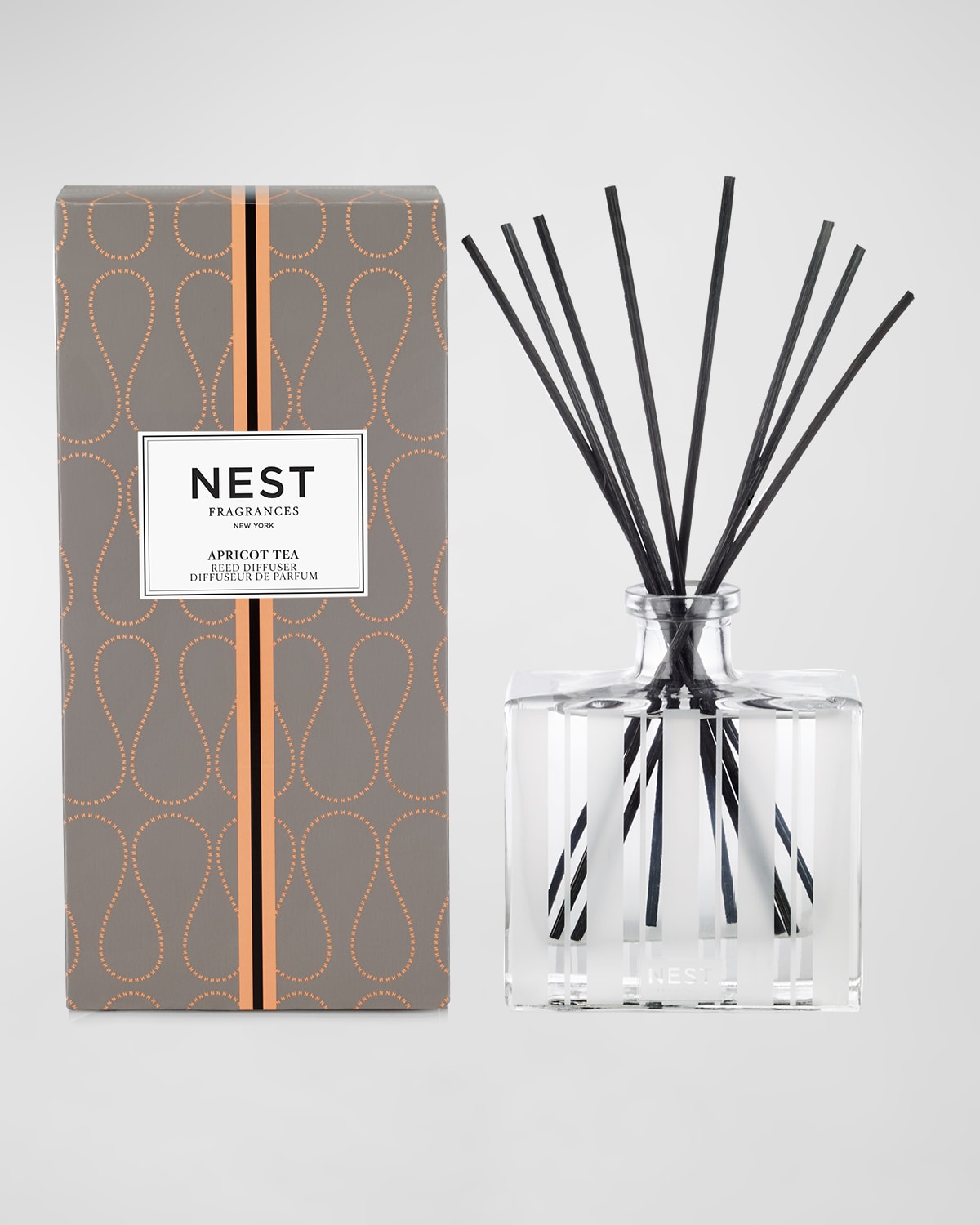 NEST New York Holiday Diffuser 5.9 oz./ 174 mL | Neiman Marcus