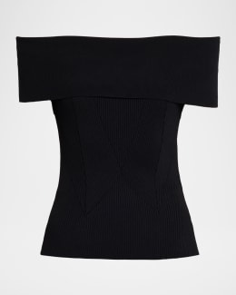 Givenchy G Chain Signet Ring, Golden | Neiman Marcus