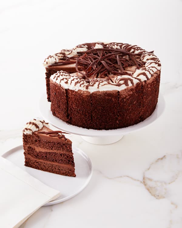 The Dark Chocolate Bakery Chocolate Toffee Crunch 3-Layer Cake, Serves ...