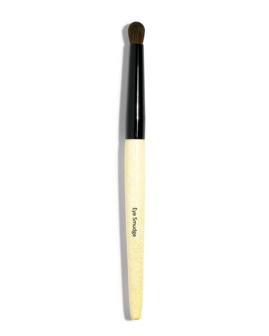 makeup smudger brush