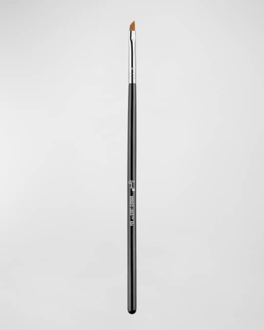 Sigma Beauty E06 – Winged Liner™ Brush | Neiman Marcus