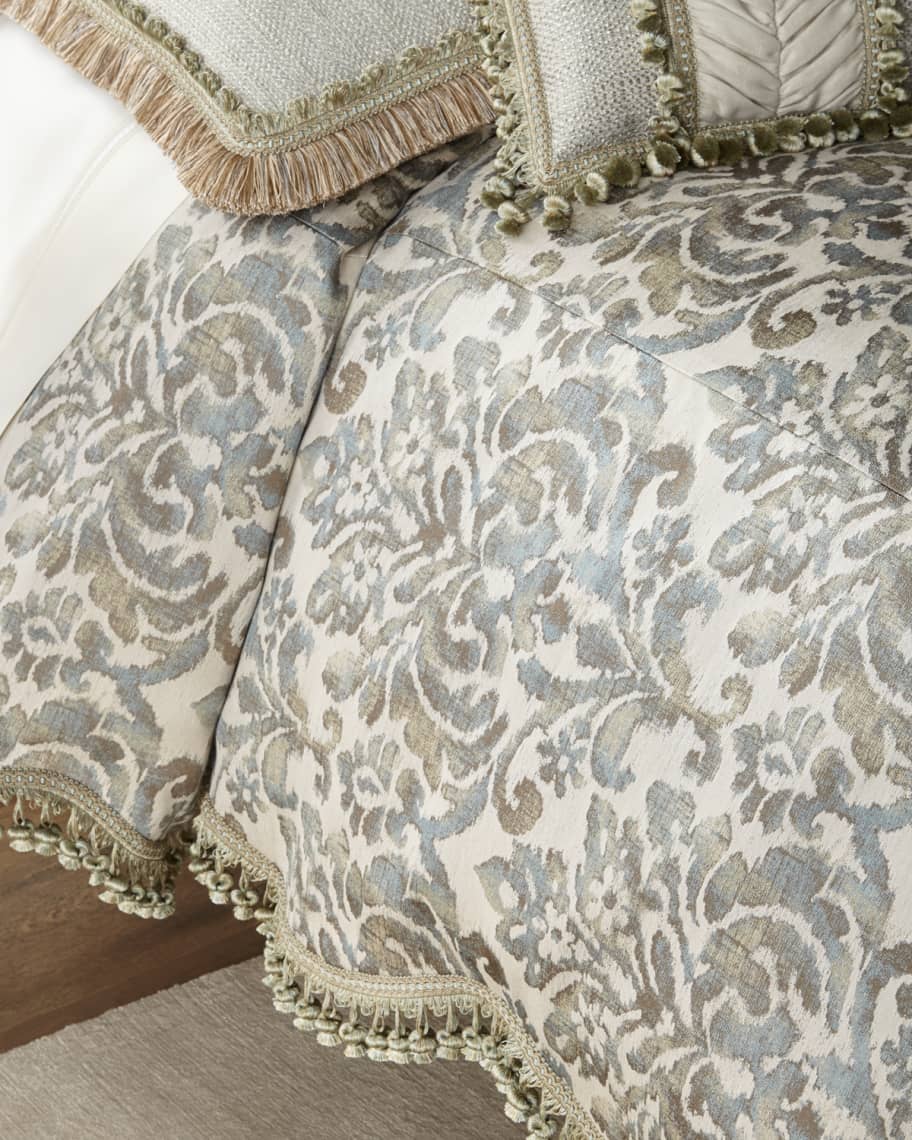Sweet Dreams Delany Queen Scallop Duvet | Neiman Marcus