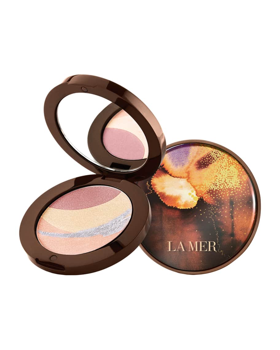 La Mer The Illuminating Powder | Neiman Marcus
