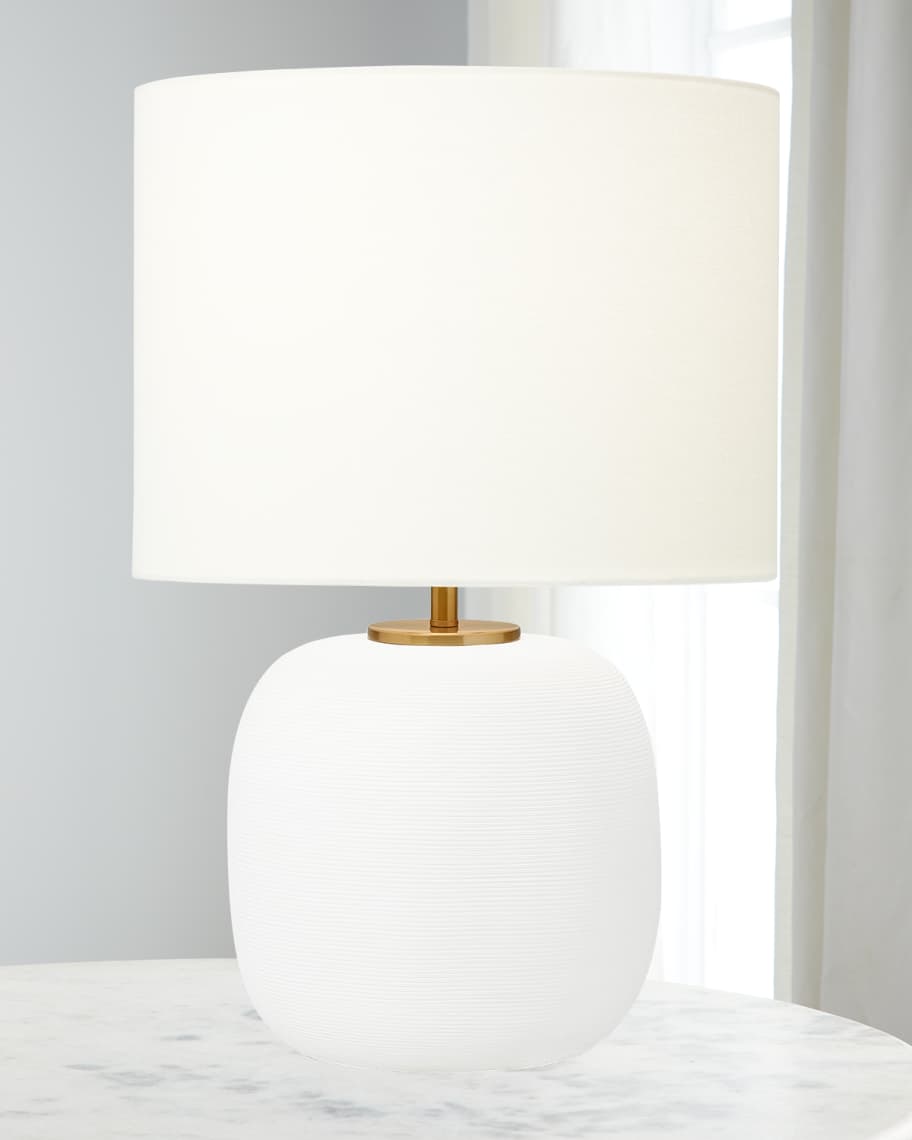Visual Comfort Studio Fanny Wide Table Lamp In Matte White Ceramic By ...