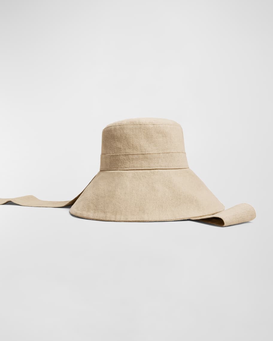 Jacquemus Le Bob Bando Linen-Blend Wrap Bucket Hat | Neiman Marcus
