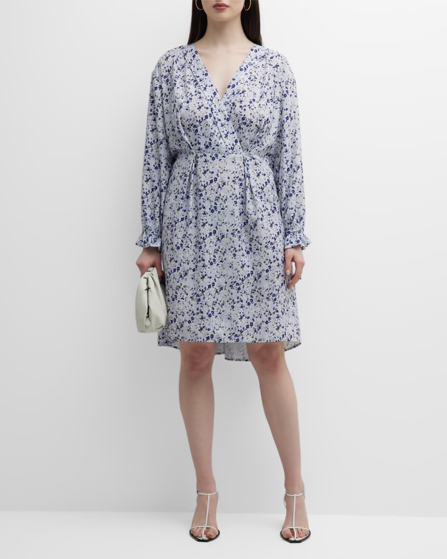 Whitney Morgan Plus Size Pleated Floral-Print Dress | Neiman Marcus