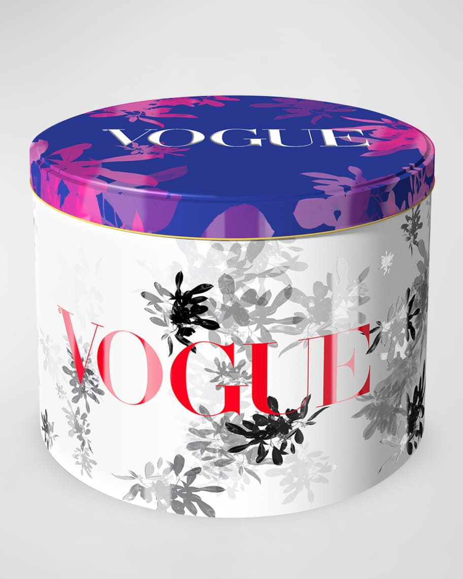 Vogue Vogue Pears & Chocolate Panettone, 35 oz. | Neiman Marcus