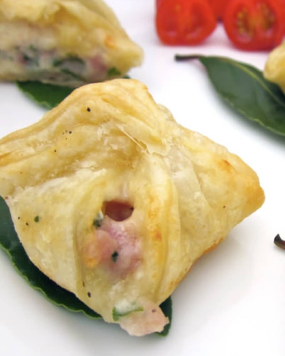 The Cajun Turkey Co Chicken Cordon Bleu Puff, 10 Pieces - Serves 5-10 ...