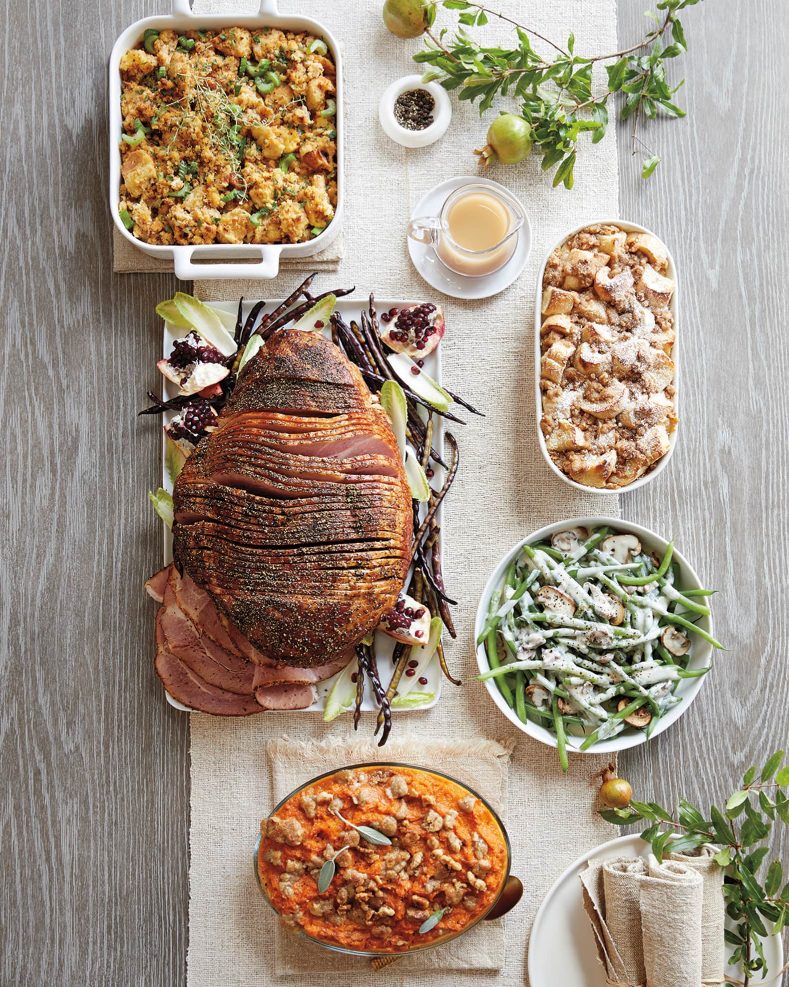 Ham I Am! Hickory-Smoked Peppered Whole Ham, For 20-25 People | Neiman ...