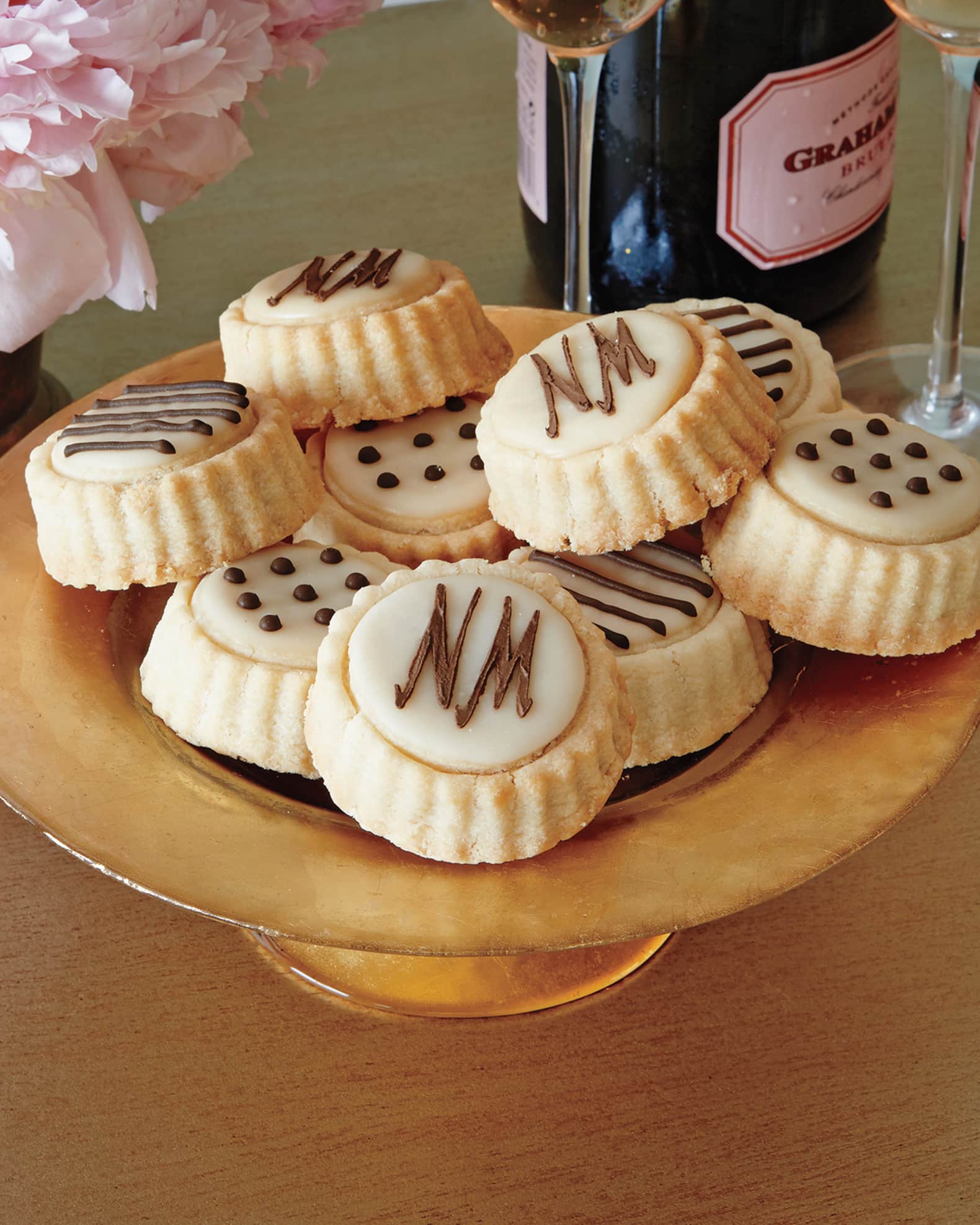 Le Gourmet Baking NM Shortbread Cookies | Neiman Marcus