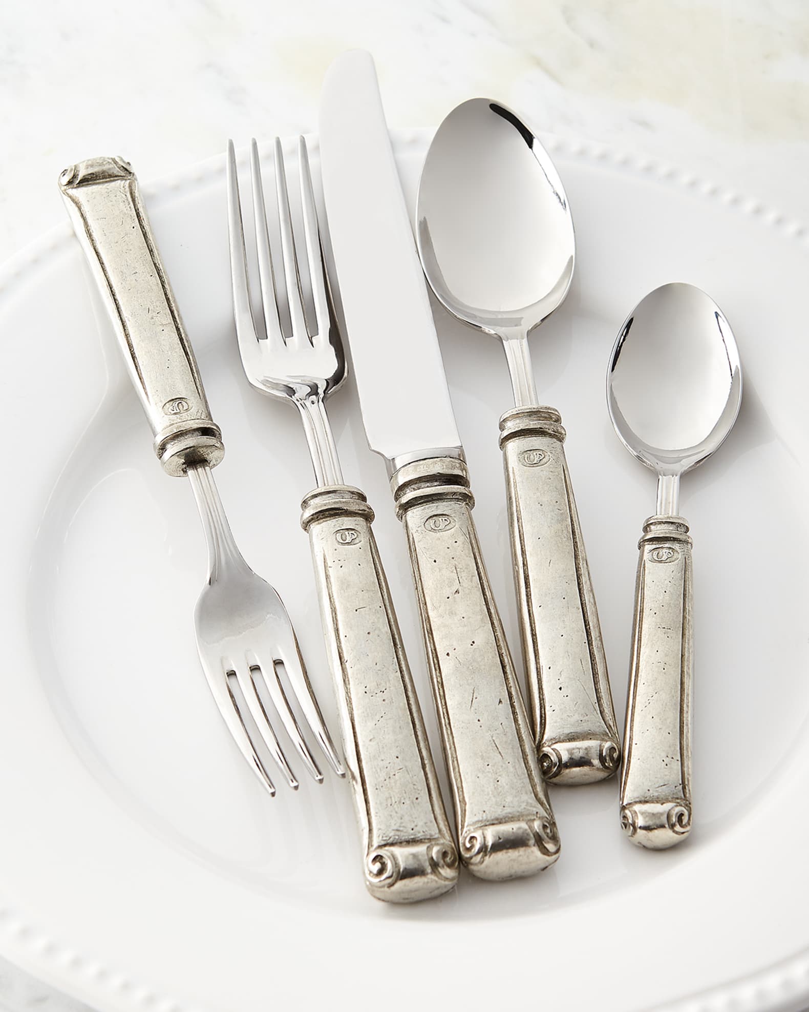 Neiman Marcus 20-Piece Favorita Flatware Service | Neiman Marcus