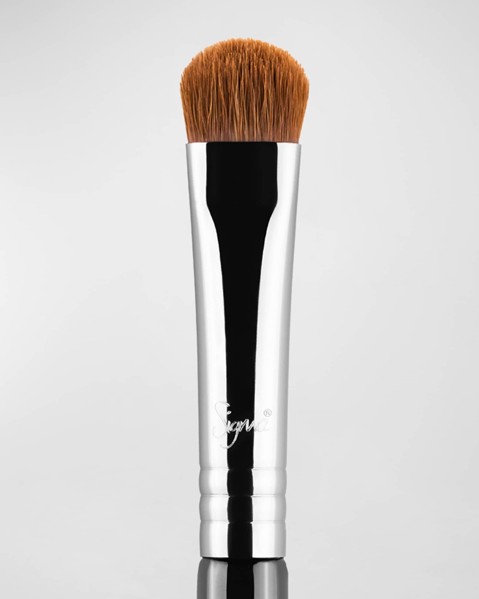 Sigma Beauty E55 – Eye Shading Brush | Neiman Marcus