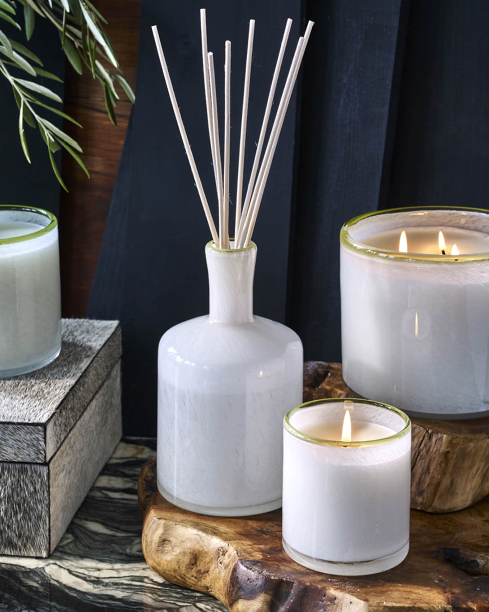 LAFCO New York Feu de Bois Signature 15oz Reed Diffuser | Neiman Marcus