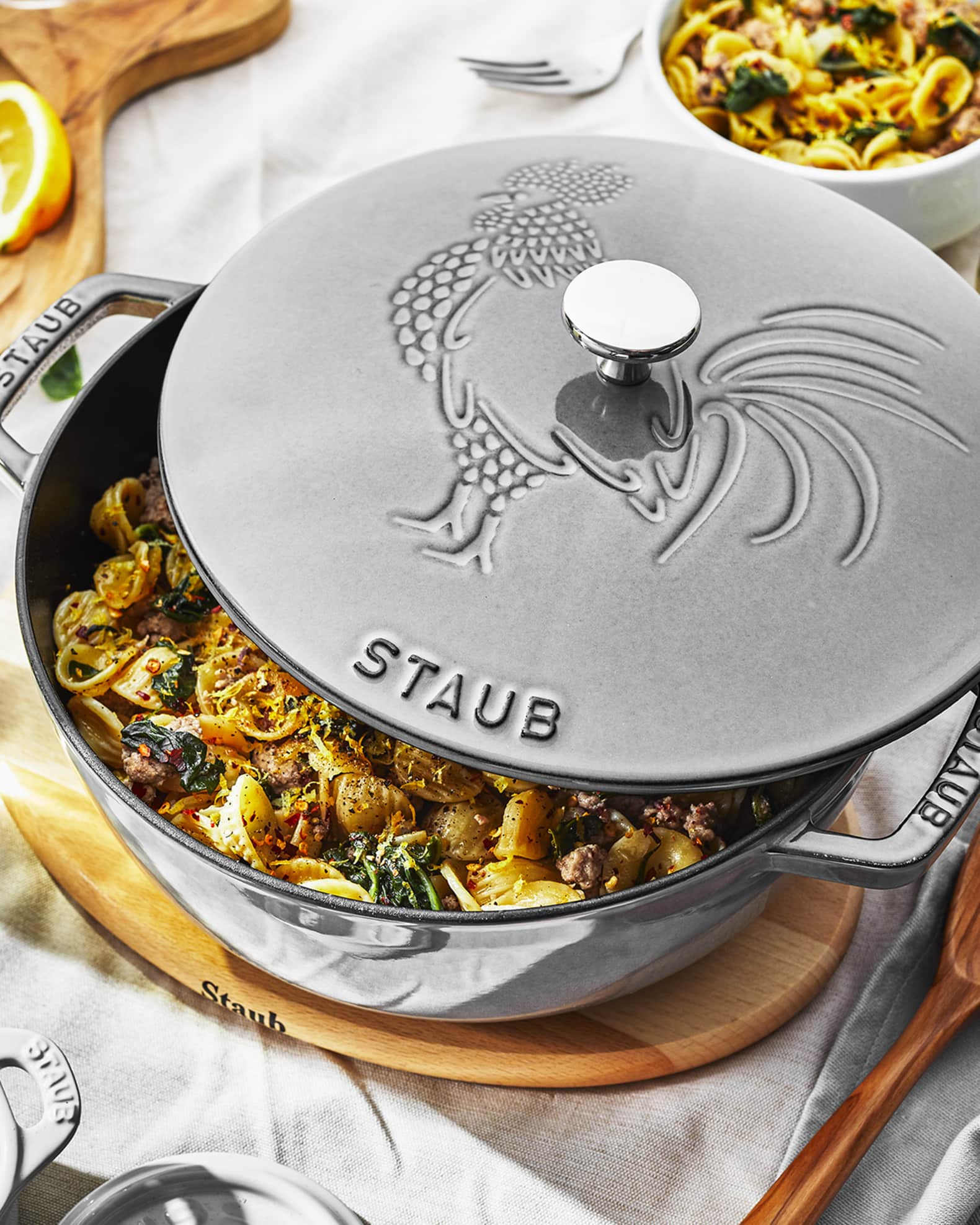 Staub 3.75-Qt. Essential French Oven Rooster with Lid, Graphite Grey ...