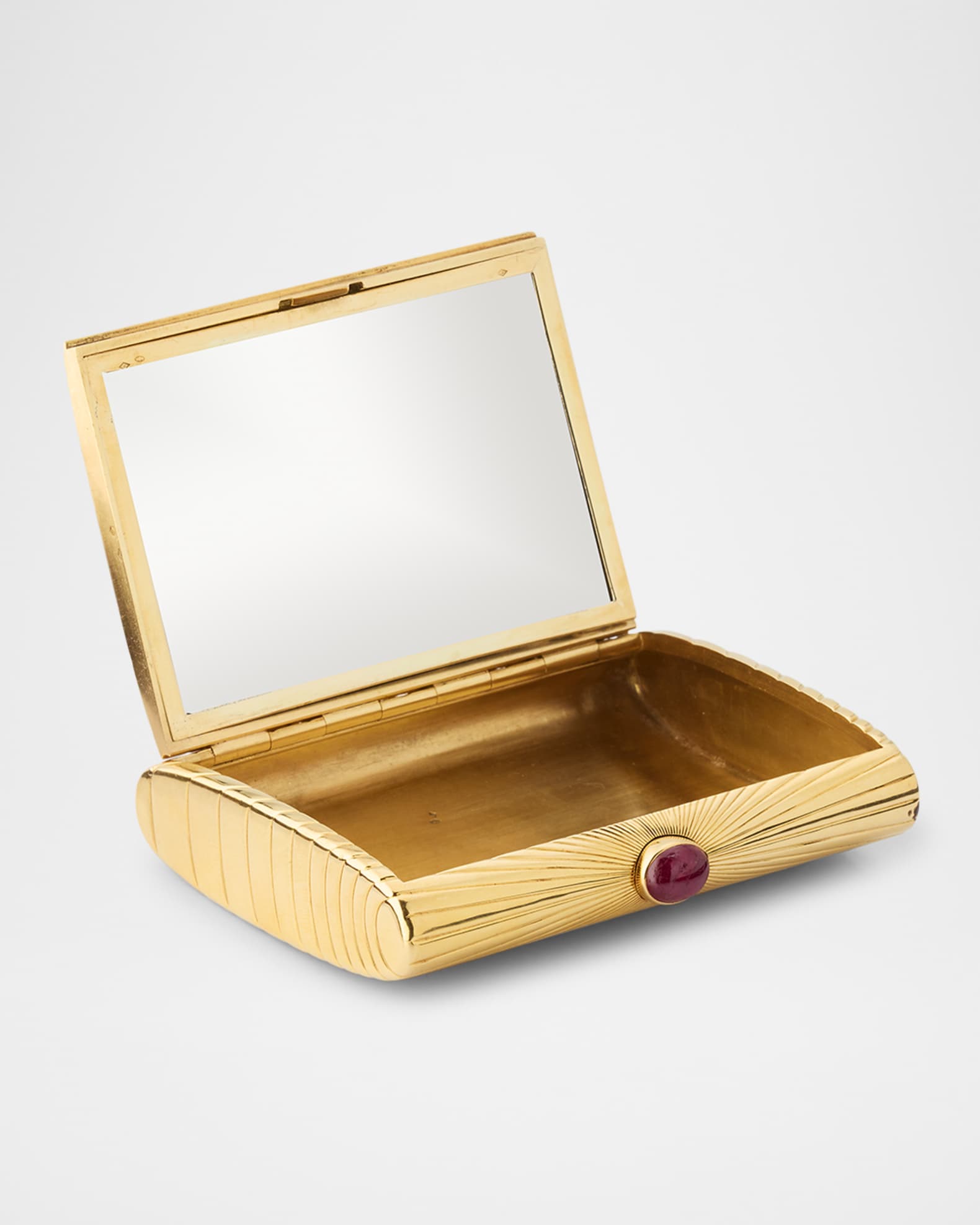 NM Estate Estate Cartier 18K Yellow Gold Cabochon Ruby Compact Mirror ...