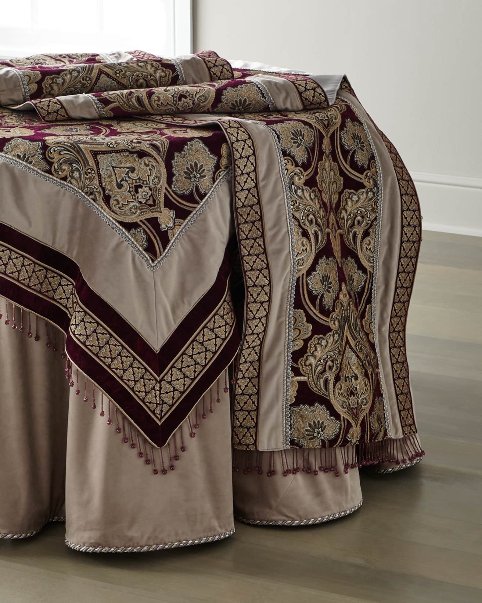 Vogue Table Linens Collection | Neiman Marcus