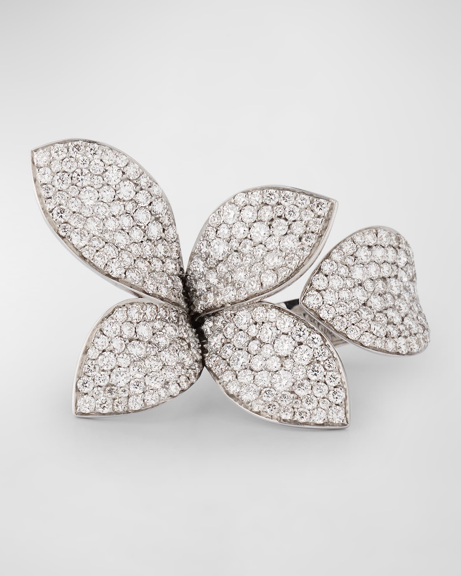Pasquale Bruni Giardini Secreti 18K White Gold Diamond Petal Ring, Size 7 | Neiman Marcus