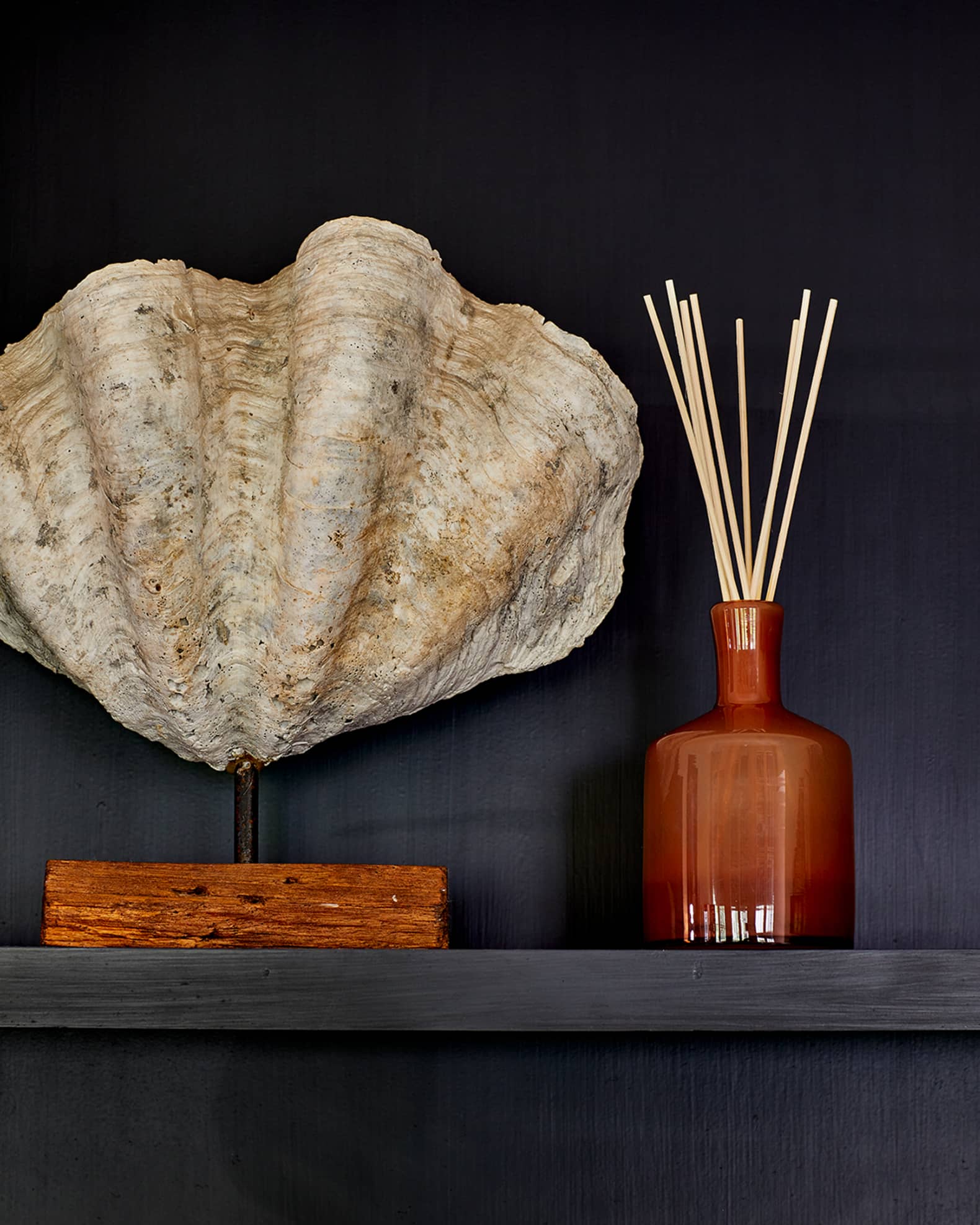 LAFCO New York Retreat Signature 15oz Reed Diffuser | Neiman Marcus