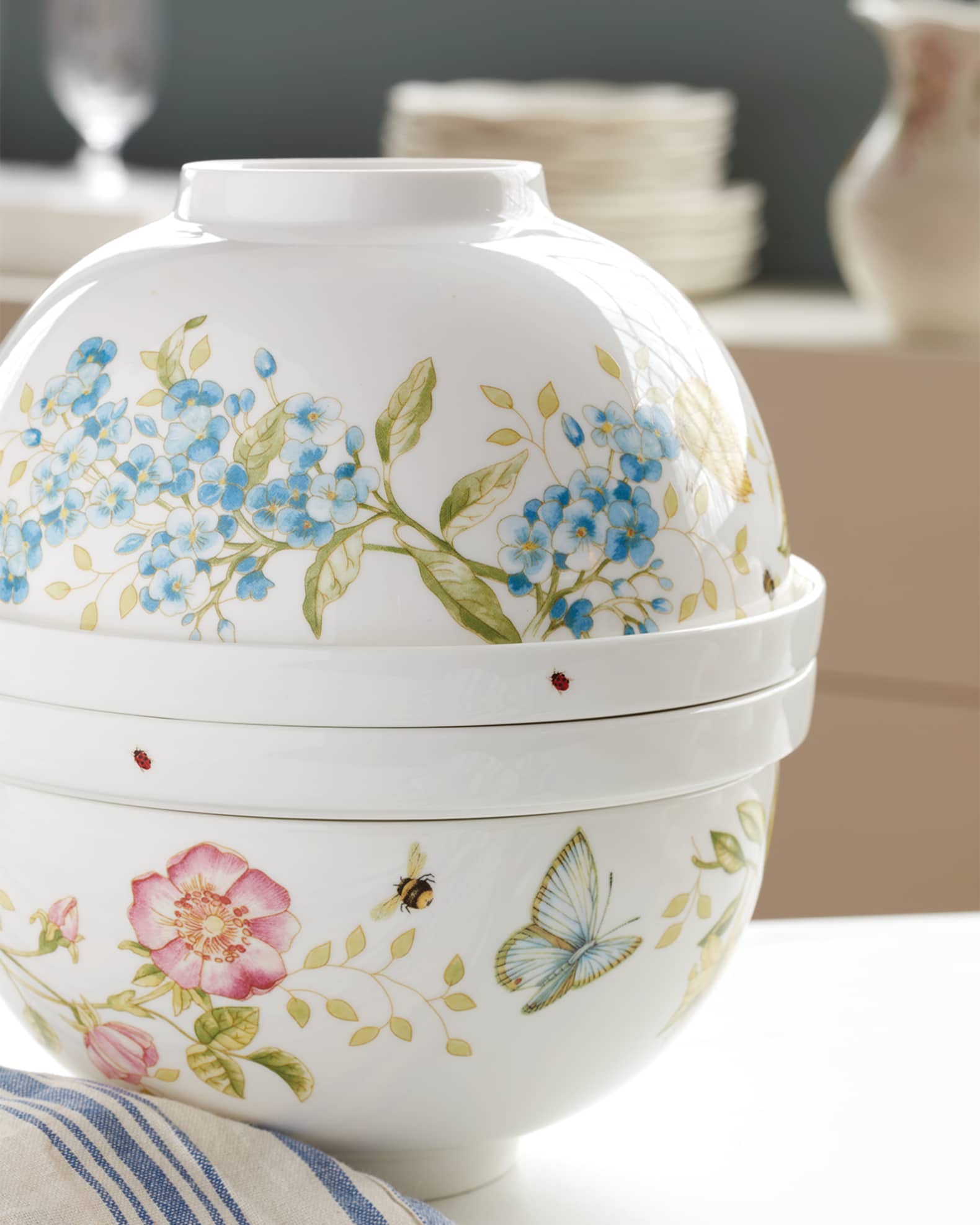 Lenox Butterfly Meadow Luna Nesting Dinnerware Set | Neiman Marcus