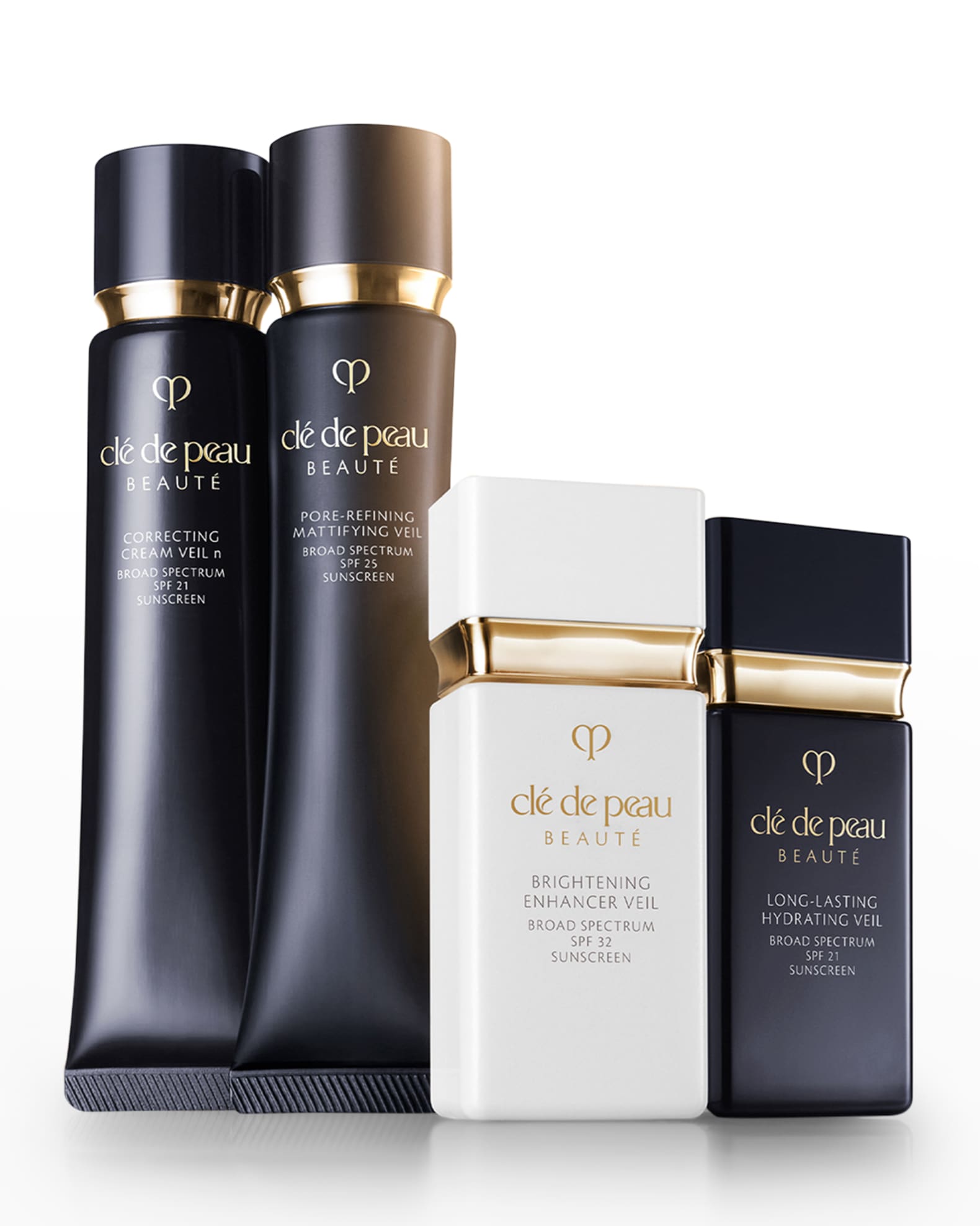 Cle de Peau Beaute Brightening Enhancer Veil SPF 32, 1 oz. | Neiman Marcus