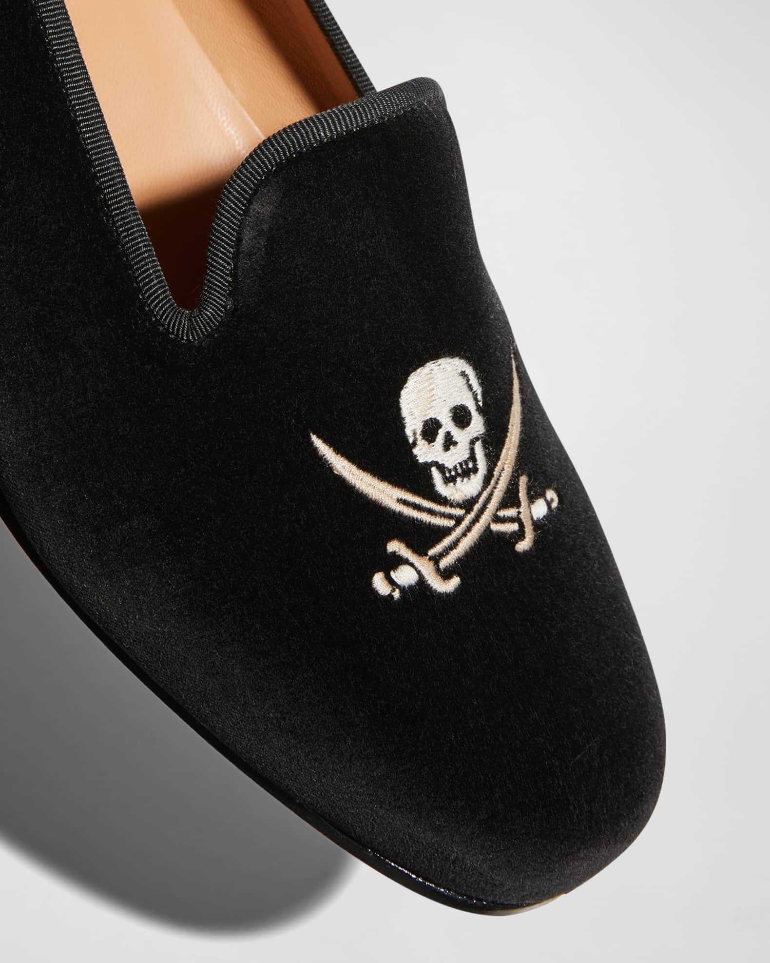 Stubbs and Wootton Men's Jolly Roger Skull Embroidered Velvet Smoking ...
