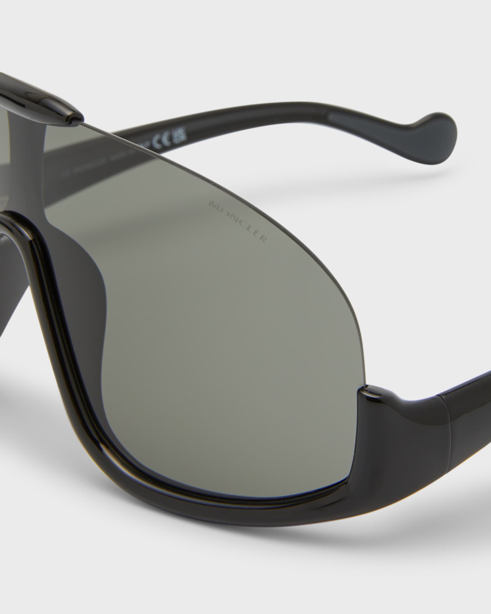 Moncler Lunettes Visseur Injection Plastic Shield Sunglasses | Neiman ...