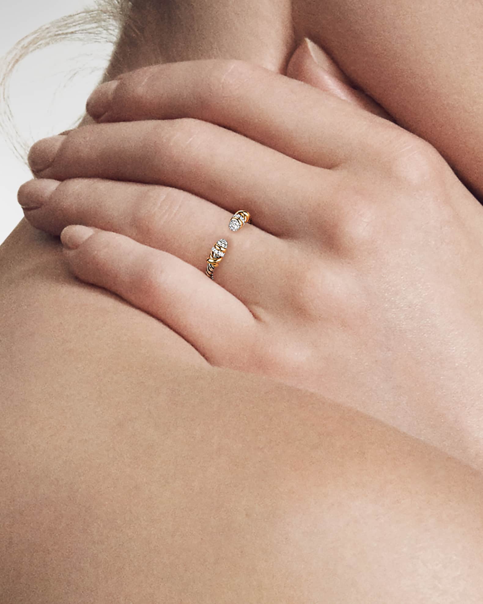 David Yurman Petite Helena Ring with Diamonds and 18K Gold, 2.5mm | Neiman Marcus