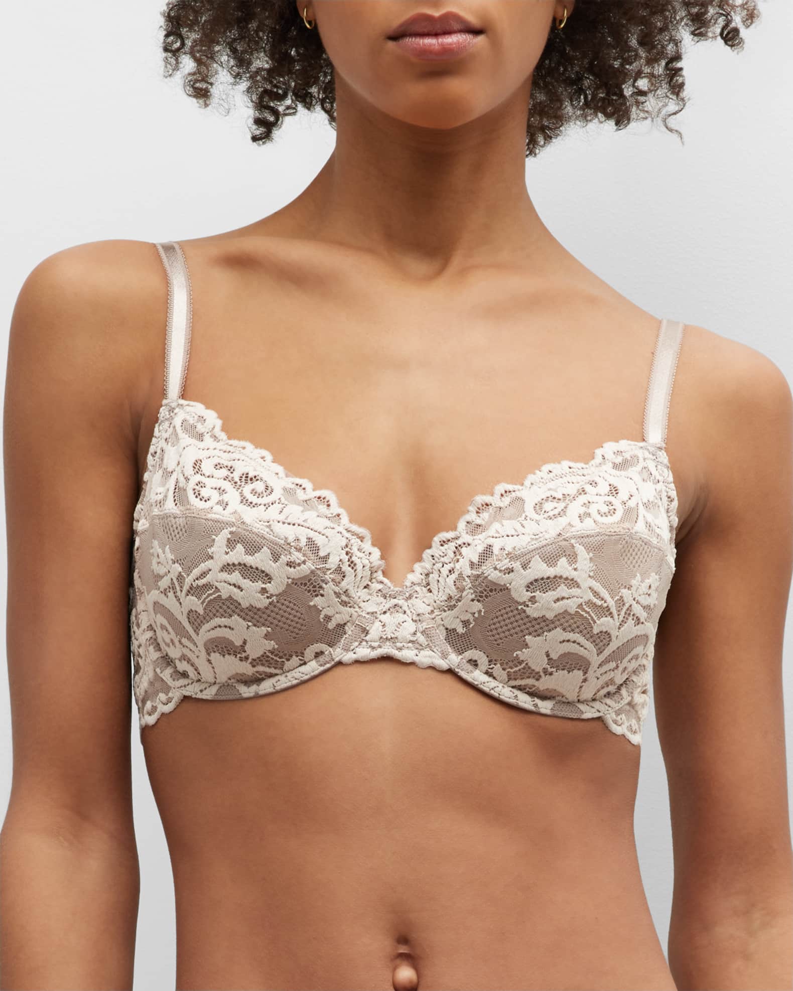 Wacoal Instant Icon Scalloped Lace Bra | Neiman Marcus