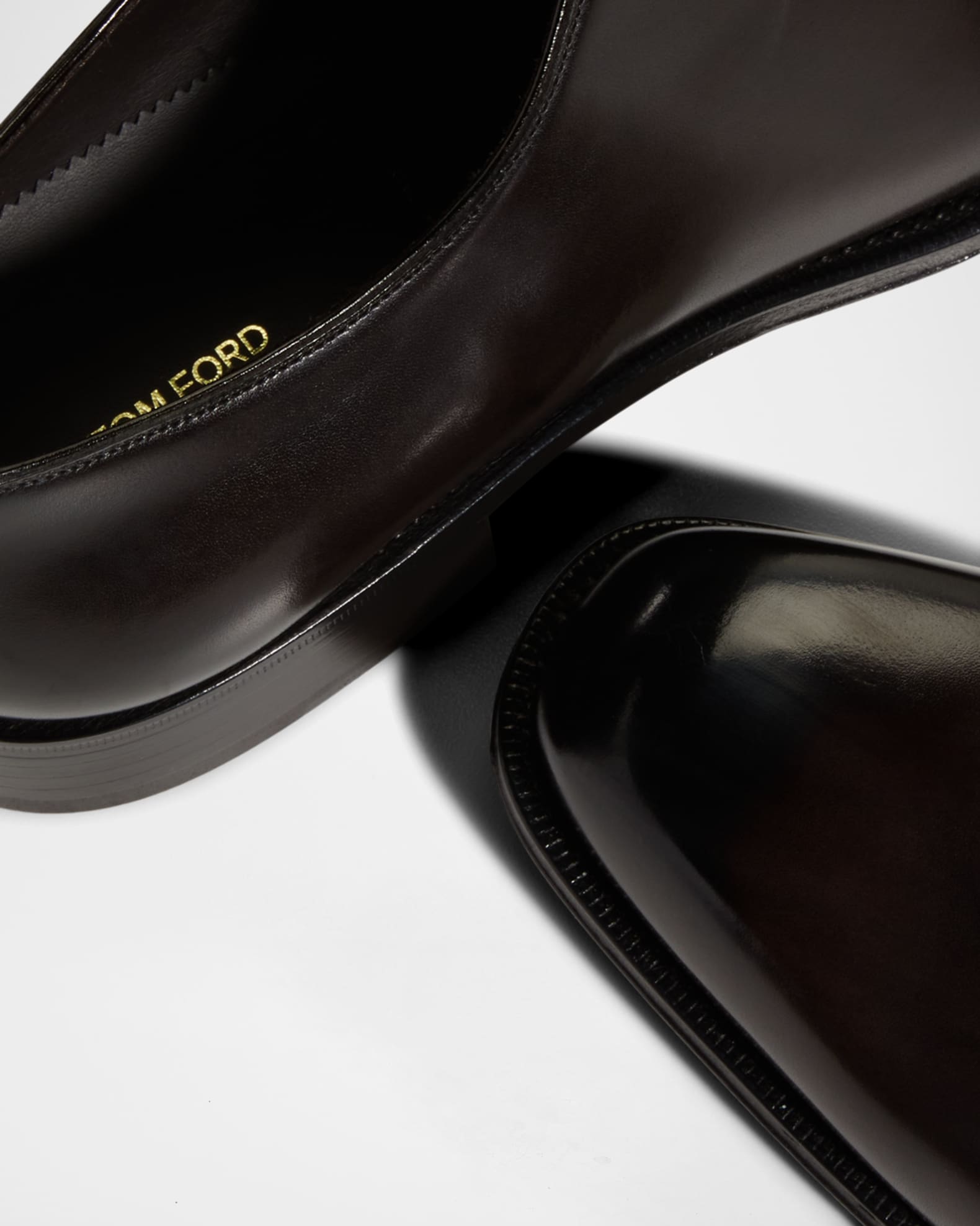 TOM FORD Men's Claydon Burnished Leather Oxfords | Neiman Marcus
