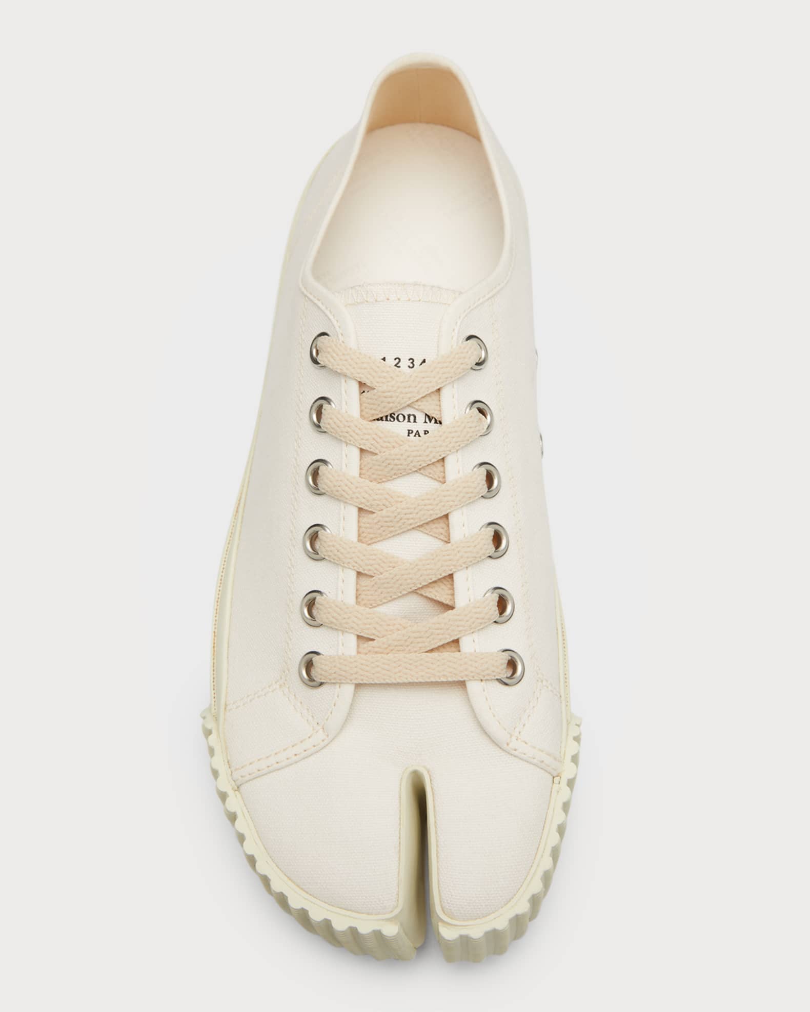 Maison Margiela Men's Tabi Split-Toe Canvas Low-Top Sneakers | Neiman ...