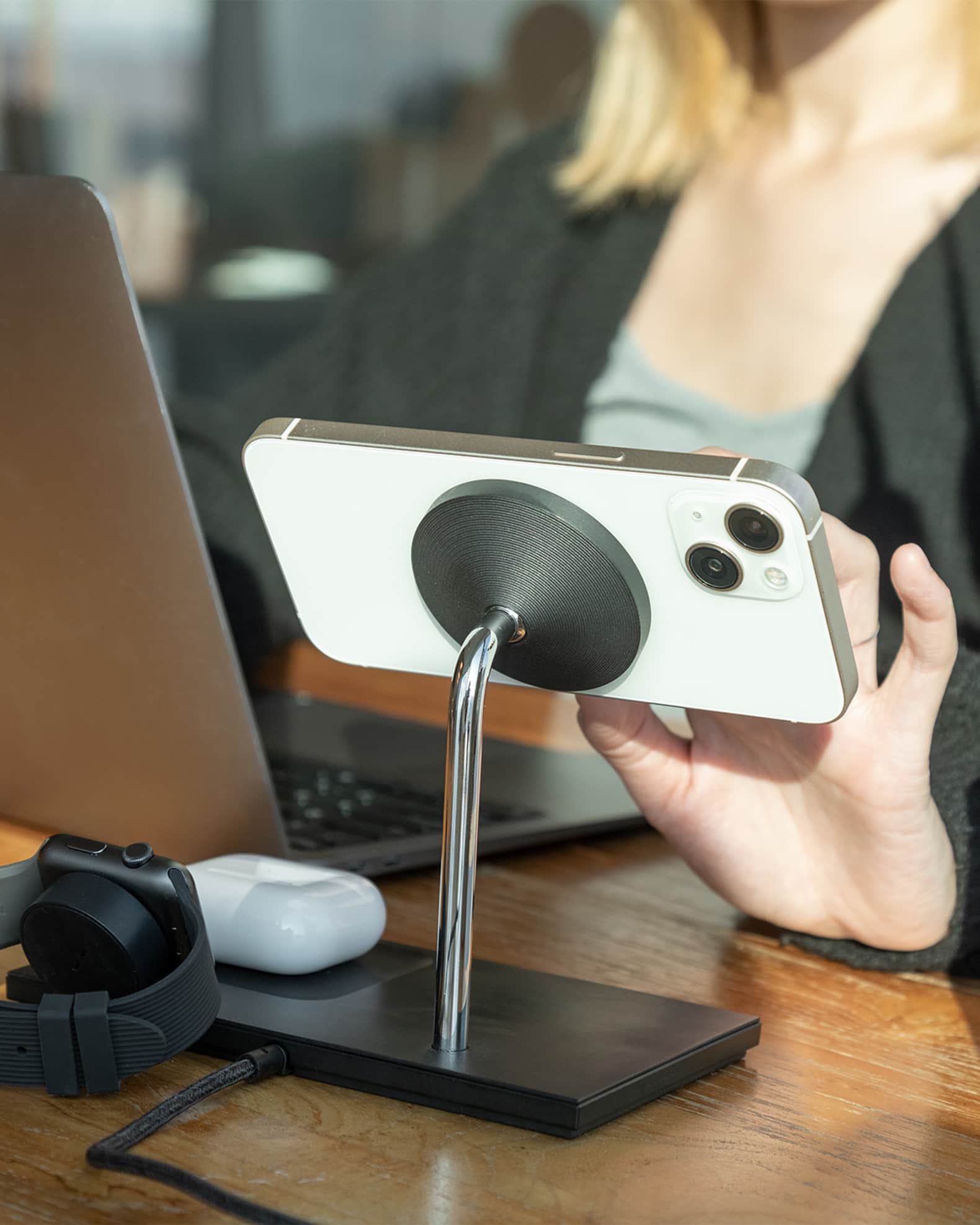 Native Union 3-in-1 Magnetic Wireless Charger | Neiman Marcus