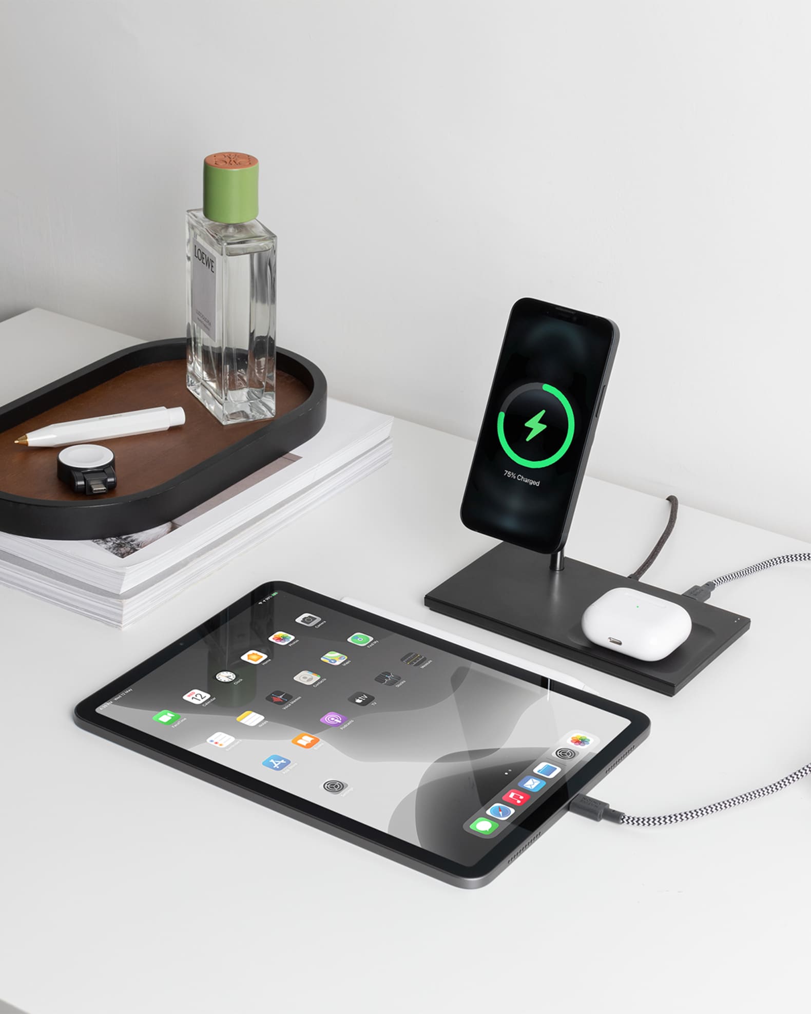 Native Union 3-in-1 Magnetic Wireless Charger | Neiman Marcus