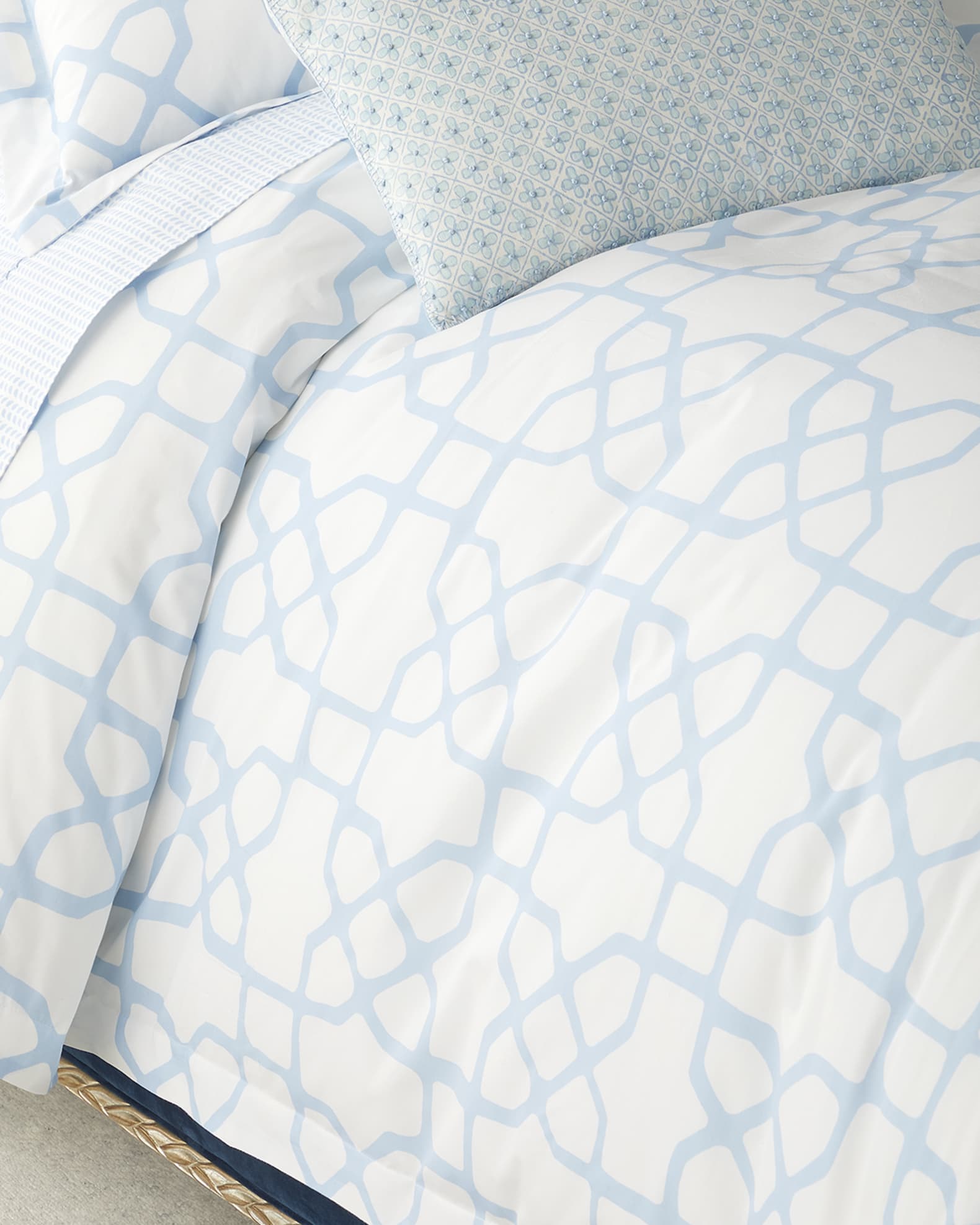 John Robshaw Alisha Reversible Queen Duvet | Neiman Marcus
