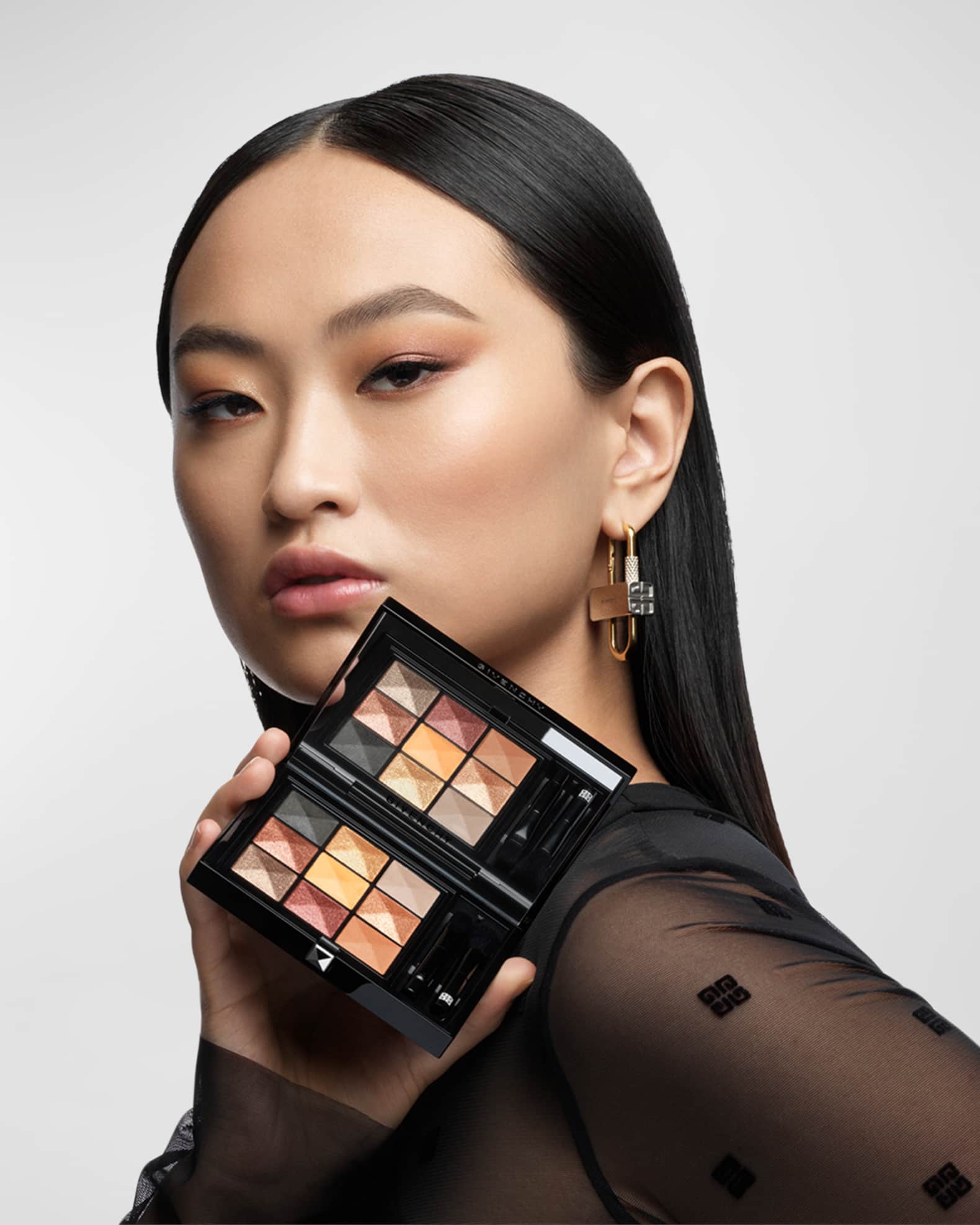 Givenchy Le 9 de Givenchy Eyeshadow Palette, 9.08 | Neiman Marcus