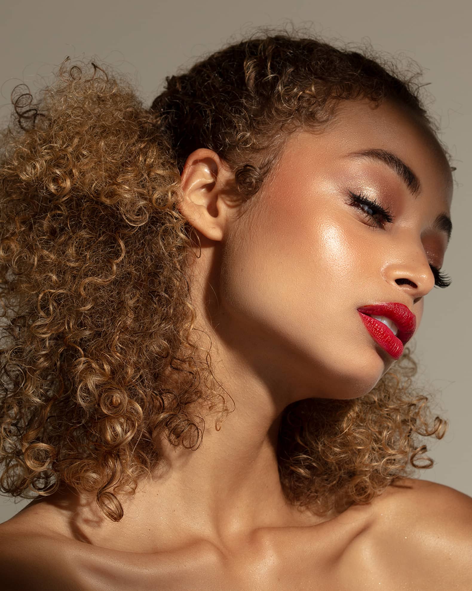 Valde Beauty Soar Collection Storybook Set in Gold/Gold- Ritual Creamy ...