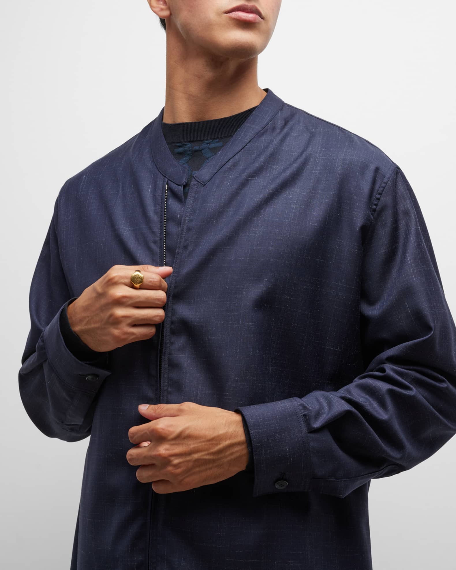 Gurhan Men's Hammered 22K Yellow Gold Signet Ring | Neiman Marcus