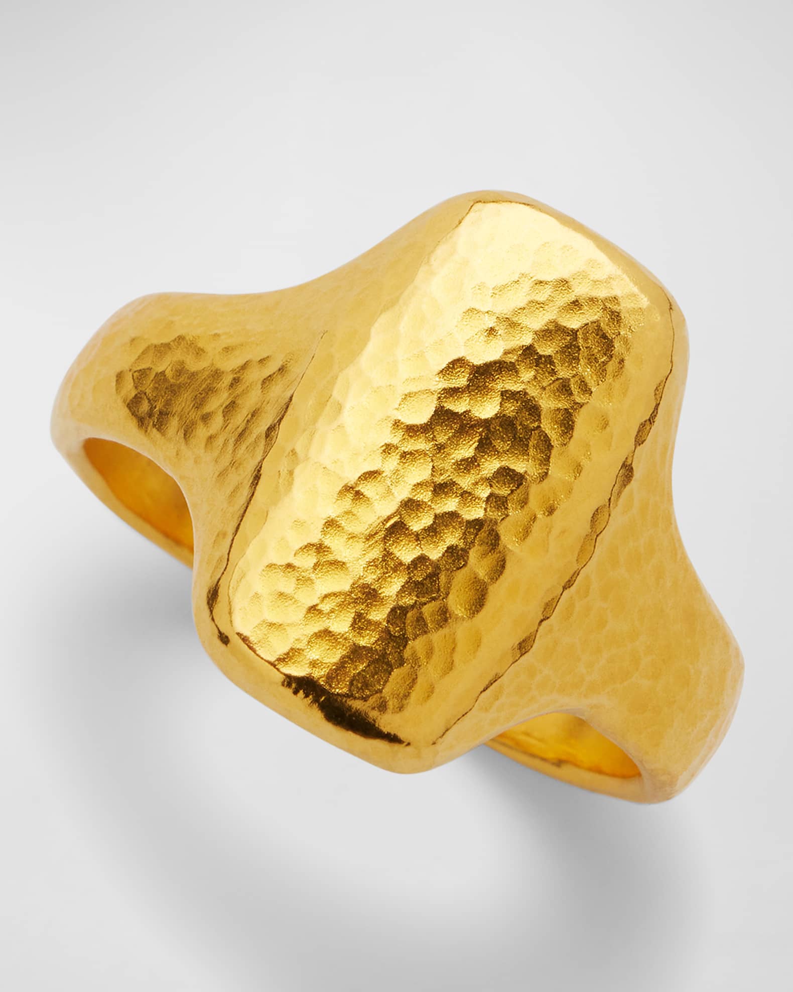 Gurhan Men's Hammered 22K Yellow Gold Signet Ring | Neiman Marcus