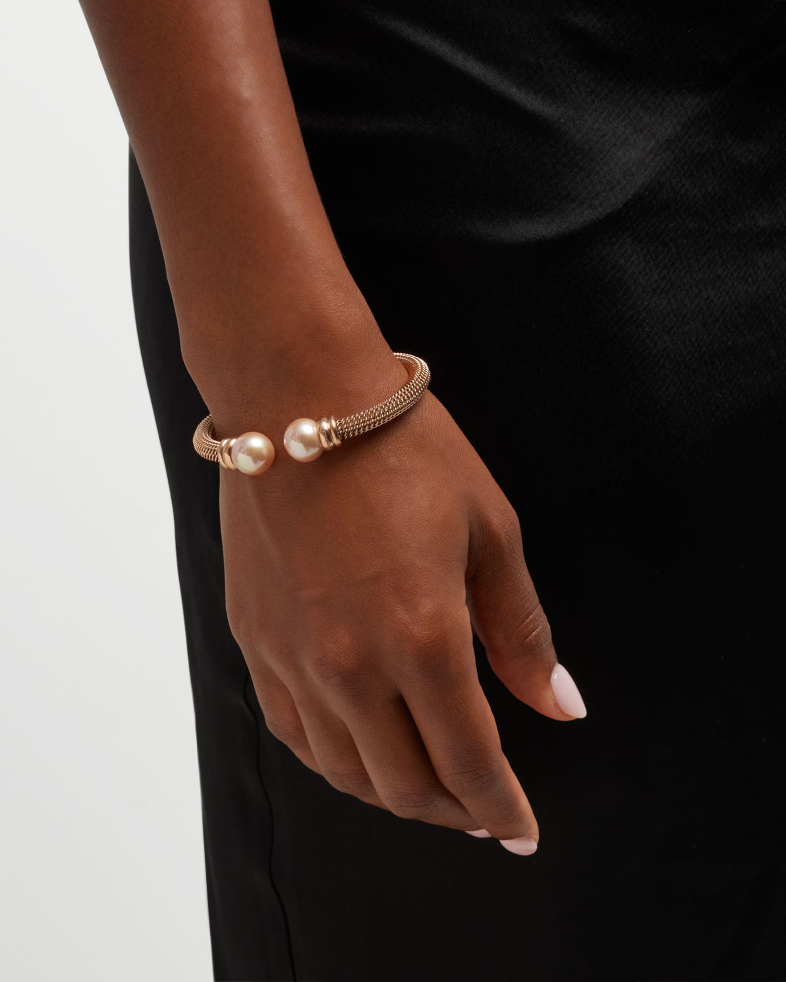 Majorica Tender Kissing Pearl Bracelet, Light Pink | Neiman Marcus