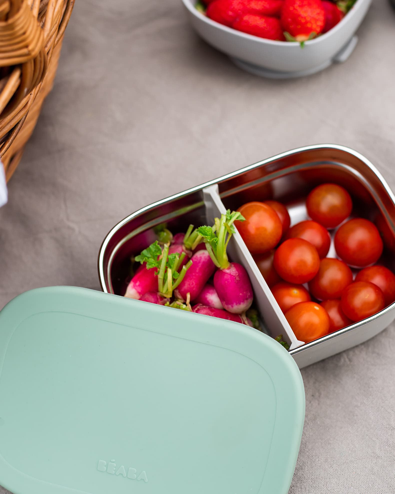 BEABA Beaba Stainless Steel Lunch Box | Neiman Marcus