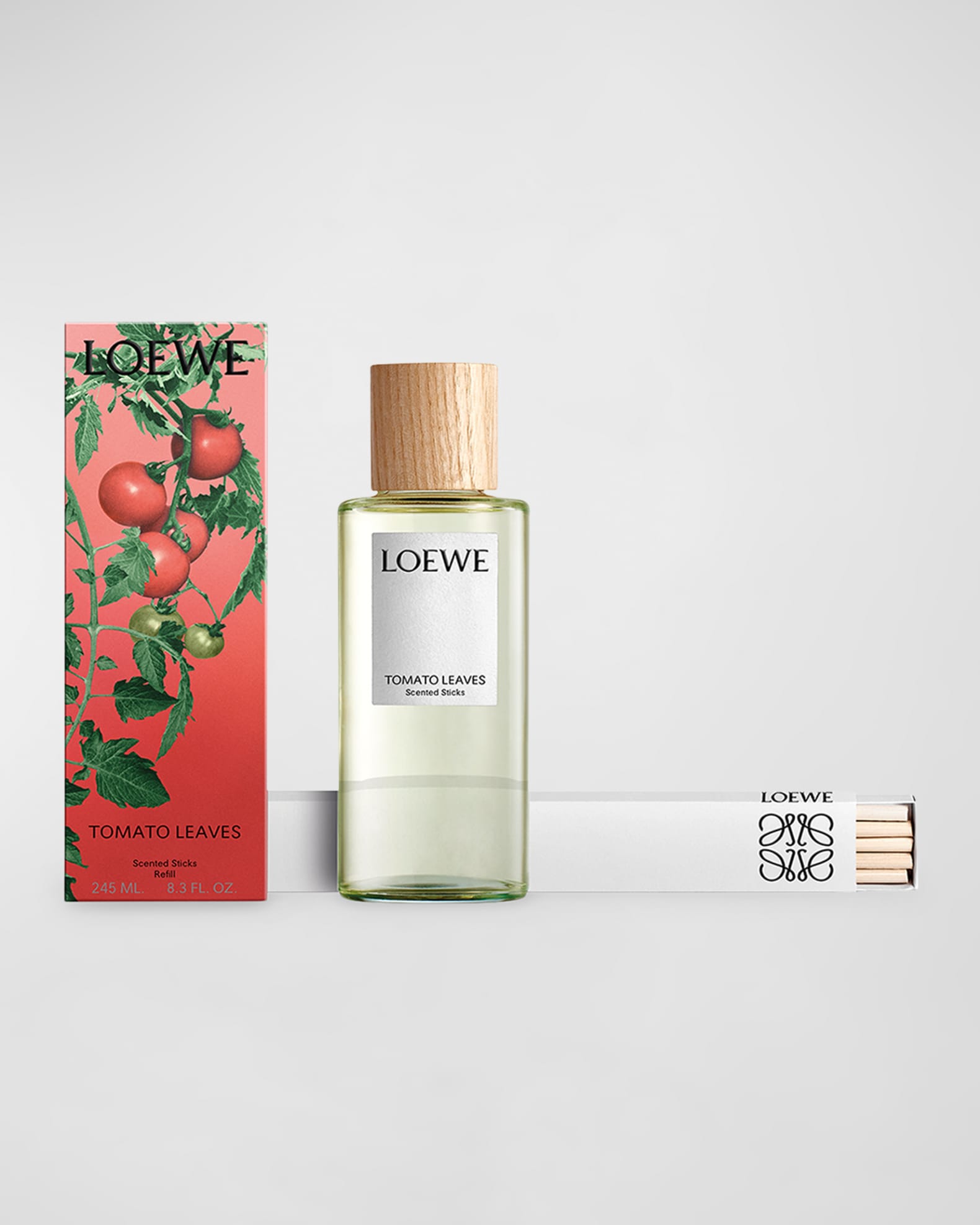 Loewe 8.3 oz. Tomato Leaves Room Diffuser Refill | Neiman Marcus