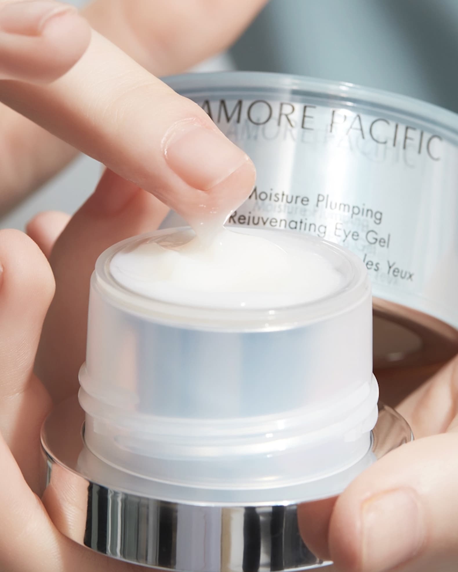 AMOREPACIFIC Moisture Plumping Rejuvenating Eye Gel, 0.5 oz. | Neiman ...