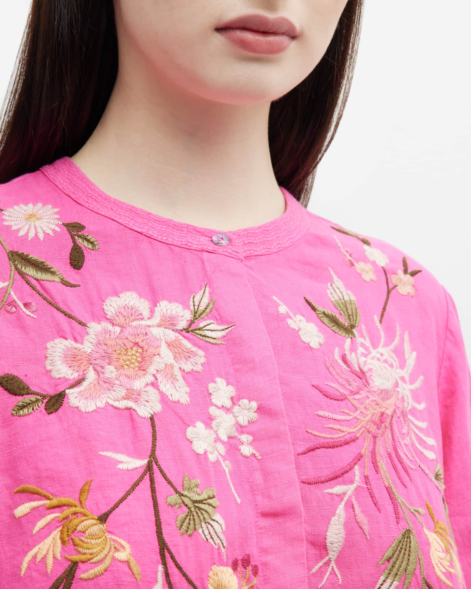 Johnny Was Plus Size Mei Voyager Embroidered Linen Tunic | Neiman Marcus