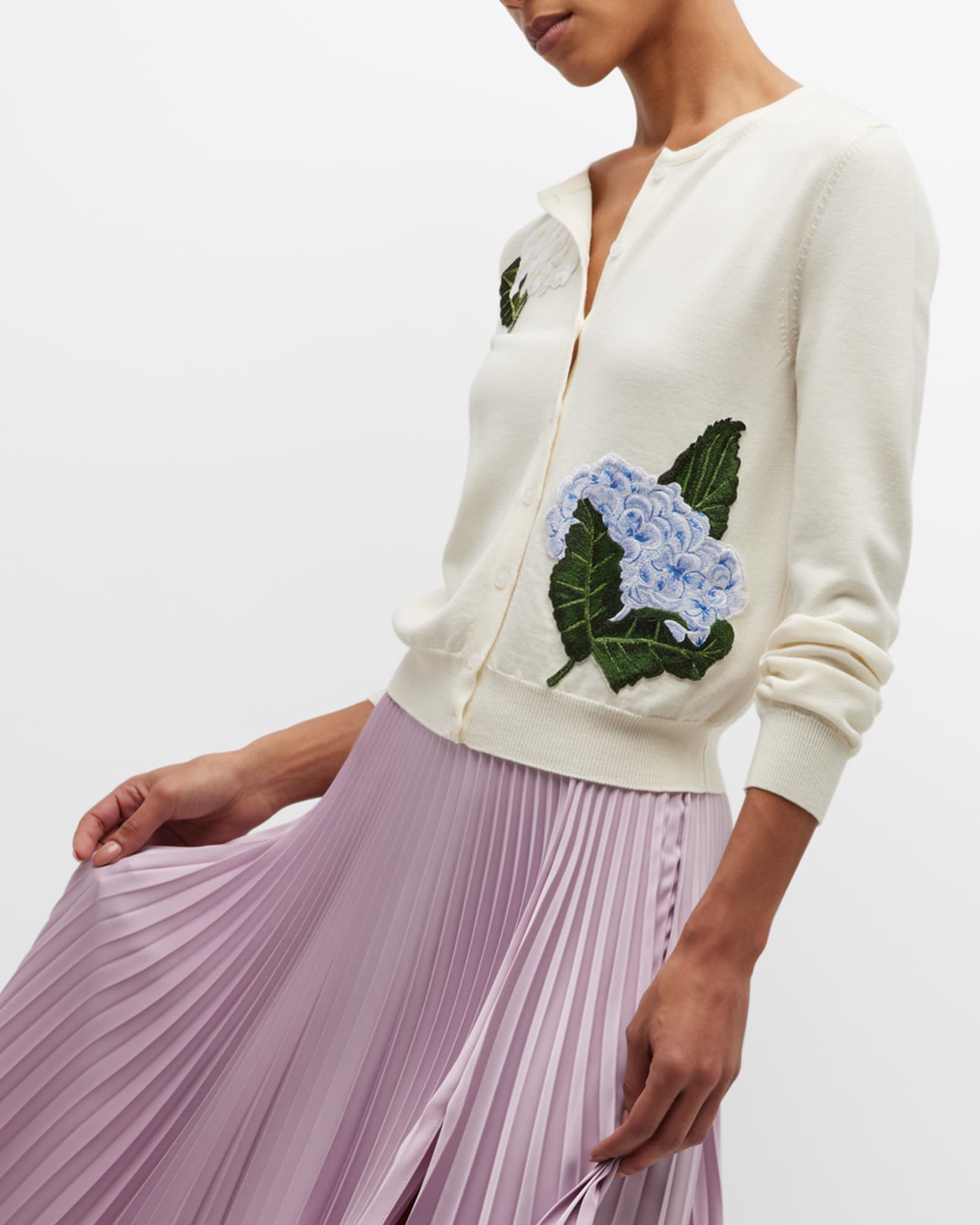 Oscar de la Renta Virgin Wool Knit Cardigan with Hydrangea Threadwork ...