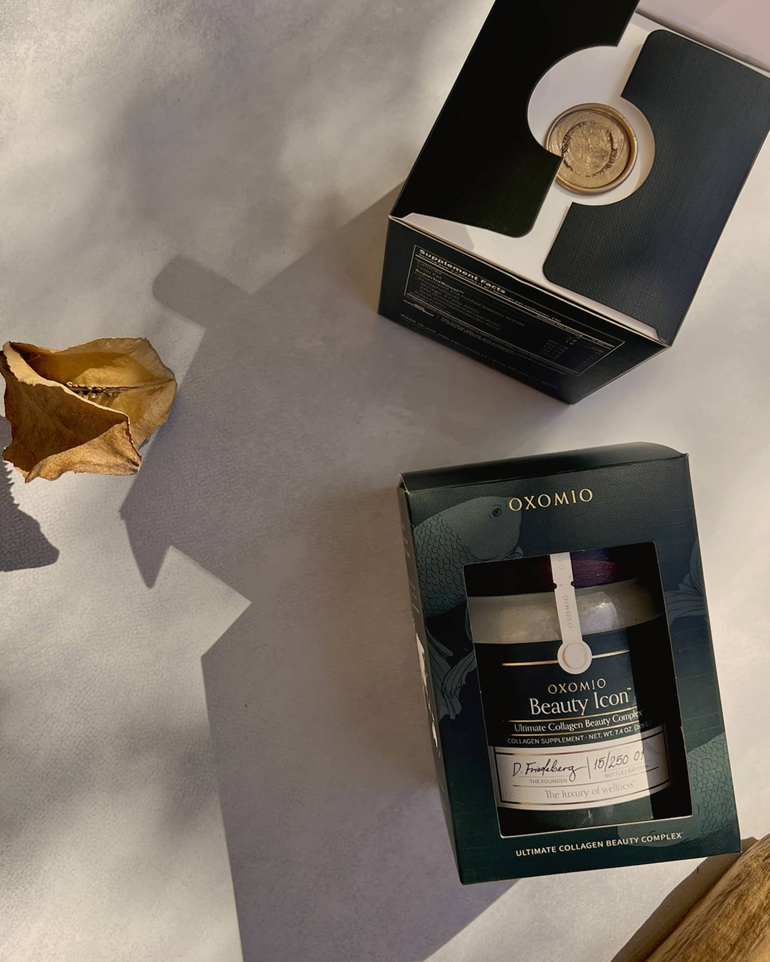 OXOMIO Beauty Icon: Ultimate Collagen Beauty Complex | Neiman Marcus