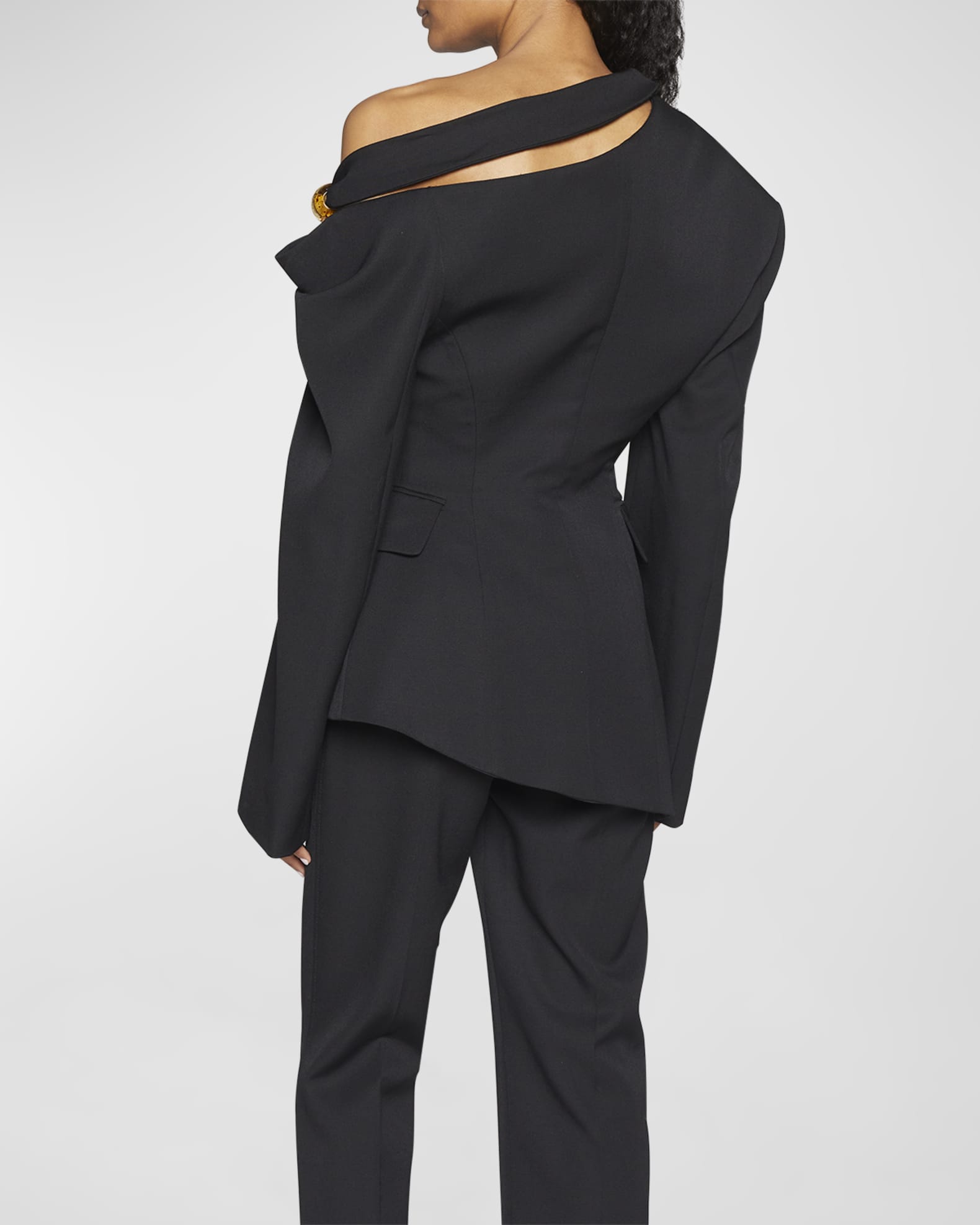 Jacquemus Baska Asymmetric Strappy Off-Shoulder Single-Breasted Blazer ...