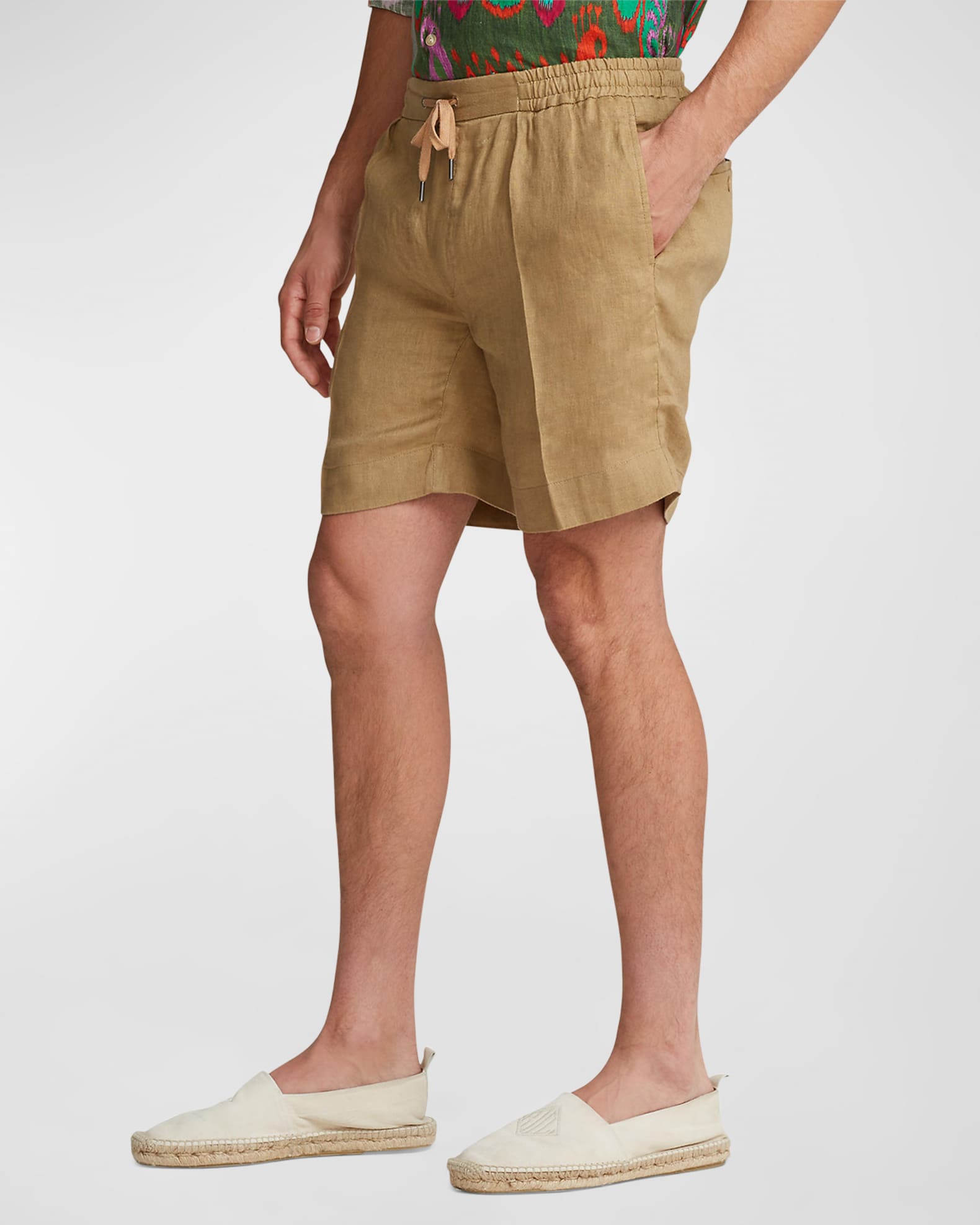 Ralph Lauren Purple Label Men's Dorset Pleated Linen Shorts | Neiman Marcus